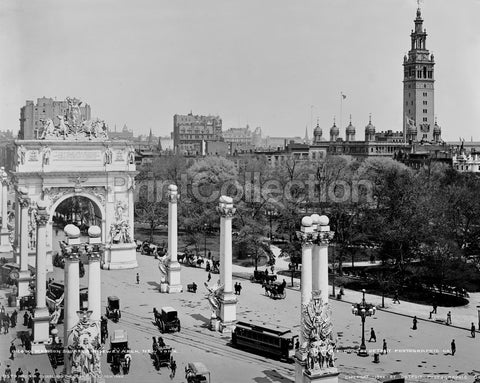 Print Collection - Madison Square and Dewey Arch, New York, N.Y.